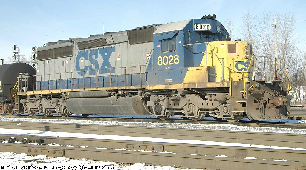 CSX SD-40-2 8028